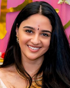 Iman Esmail (Imanvi Esmail) Biography | Iman Esmail Boyfriend, Husband ...