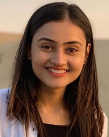 Janki Bodiwala Movies | Janki Bodiwala: Height, Age, Husband, Boyfriend ...