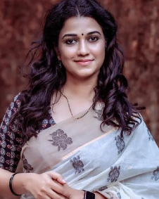 N P Nisa Movies | N P Nisa: Height, Age, Husband, Boyfriend, Biography ...