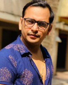Paritosh Tripathi Movies | Paritosh Tripathi: Height, Age, Wife ...