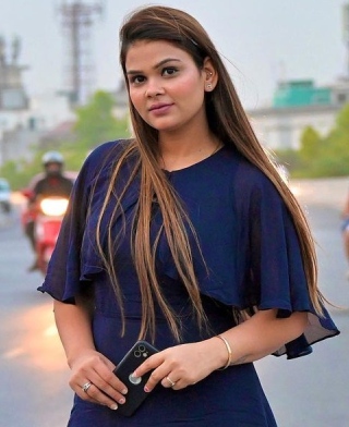 Payal Malik - Photos, Videos, Birthday, Latest News, Height In Feet ...