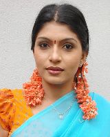 Pooja Roshan Movies | Pooja Roshan: Height, Age, Husband, Boyfriend ...