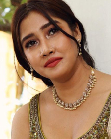 Sofia Ansari Movies | Sofia Ansari: Height, Age, Husband, Boyfriend, Biography - Filmibeat