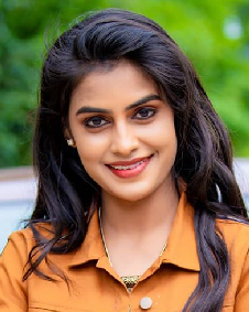 Sonia Akula (Soniya Akula) Biography | Sonia Akula Boyfriend, Husband, Family & Net Worth ...