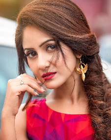 Trina Saha Biography | Trina Saha Boyfriend, Husband, Family & Net Worth - FilmiBeat