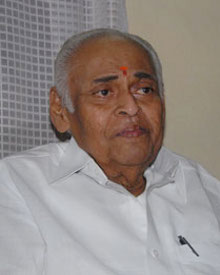 Veturi Sundararama Murthy Movies | Veturi Sundararama Murthy: Height ...