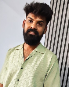 Vijay Keelara Biography | Vijay Keelara Girlfriend, Wife, Family & Net ...