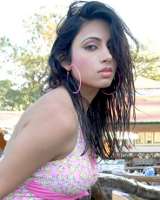 Yashika Movies | Yashika: Height, Age, Husband, Boyfriend, Biography - Filmibeat