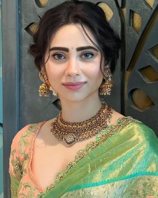 Zarah S Khan Movies | Zarah S Khan: Height, Age, Husband, Boyfriend ...