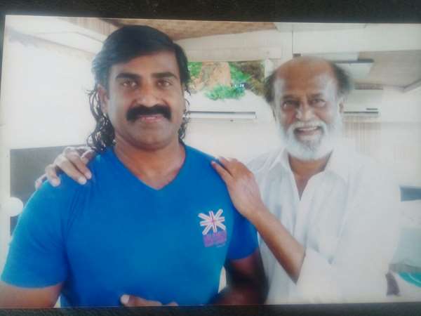 ರಜಿನಿಕಾಂತ್ ಜೊತೆ ನಿಂತಿರುವ ಈ ವ್ಯಕ್ತಿ ಯಾರು ಗೊತ್ತಾ? | Story behind ...