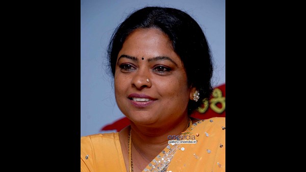 ಚೆಕ್ ಬೌನ್ಸ್ ಪ್ರಕರಣ: ಫೇಸ್‌ಬುಕ್‌ನಲ್ಲಿ ಪದ್ಮಜಾ ರಾವ್ ಪ್ರತಿಕ್ರಿಯೆ | Actress ...