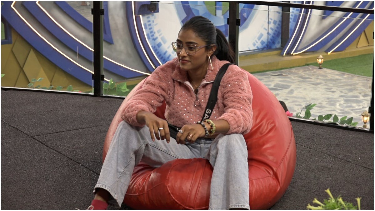 BBK 10: ಸಂಗೀತಾಗೆ ಕಮೆಂಟ್ ಮಾಡುವುದೇ ತಪ್ಪಾ..? ಎಗರಿ ಬೀಳುವ ಚಾರ್ಲಿ ಬೆಡಗಿಗೆ ಕಿಚ್ಚನ ಕಿವಿ ಮಾತೇನು? | Bigg ...