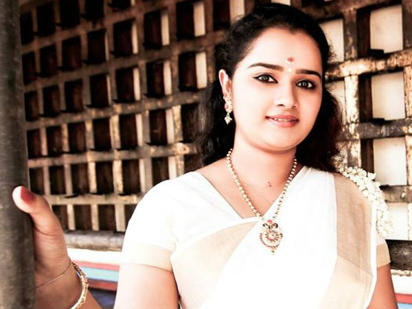 interview with serial actress Angel Maria - Malayalam Filmibeat