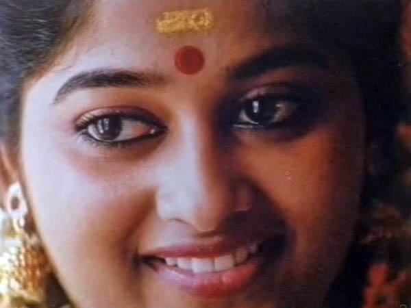 Monisha death anniversary - Malayalam Filmibeat
