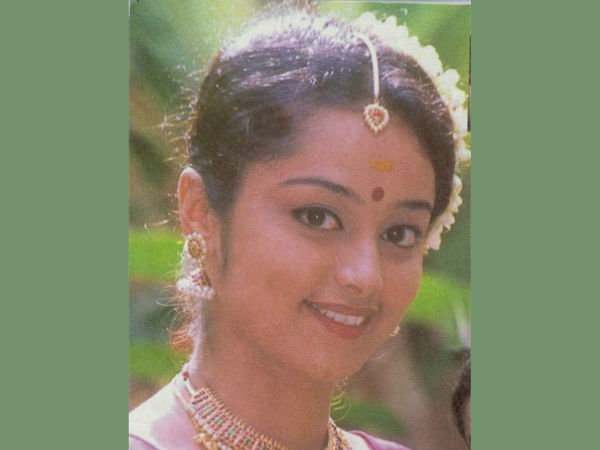 Viral Post About Deepa Nair Of Priyam Fame By A Fan Asking Where Is Her ...