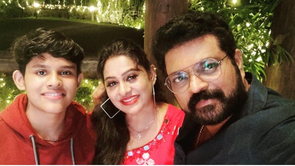 Serial Actor Manoj Kumar Shared New Happiness Of His Family With Wife ...