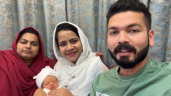 Bigg Boss Fame Basheer Bashi Celebrate 1 Million Subscribers Goes Viral ...