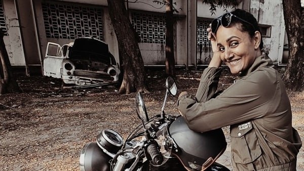 മുലപ്പാല്‍ കൊടുത്ത് കുറച്ചത് 15 കിലോ; മുഖത്ത് വെളിച്ചെണ്ണ മസാജ്; നടി ...