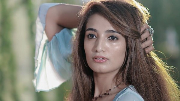 ട്രൈ ബിക്കിനി, വെര്‍ജിന്‍ ആണോ? ഞരമ്പന്‍ ചോദ്യത്തിന് മറുപടി നല്‍കി ...