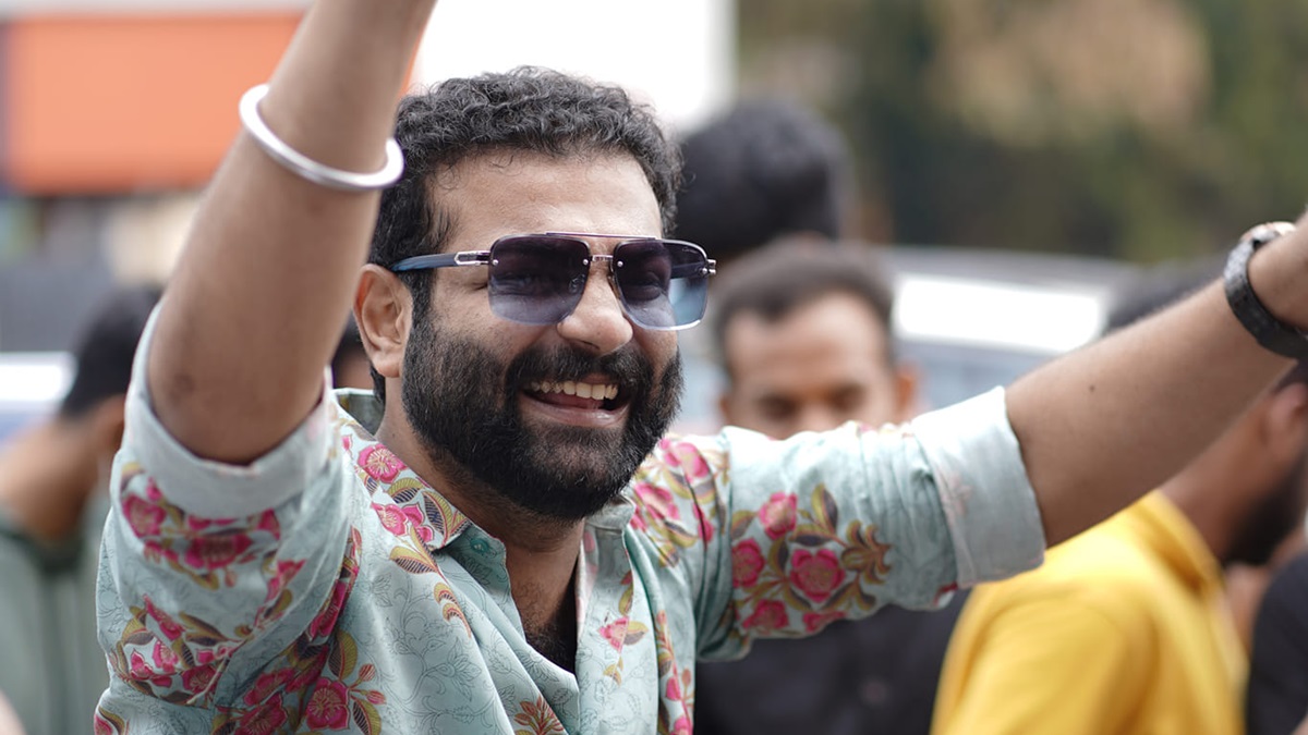 ഫ്രോഡുകളെക്കൊണ്ടുള്ള കഷ്ടം, ചതിക്കപ്പെട്ടു; സിനിമ ഉപേക്ഷിക്കുകയാണെന്ന് കിച്ചു ടെല്ലസ്‌; Actor ...