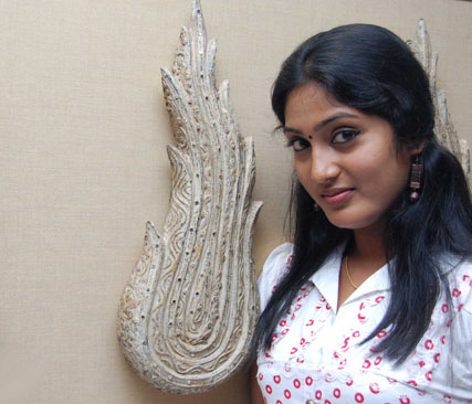 Sanuja Photos | Sanuja Latest HD Pics |Sanuja New Images - Filmibeat