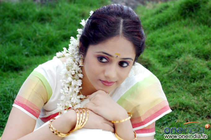 Sara (Telugu Actress) Photos | Sara (Telugu Actress) Latest HD Pics ...
