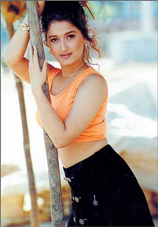 Laila Actress Wallpapers
