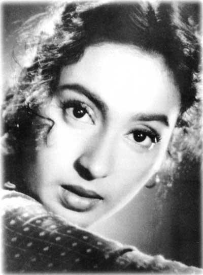 Nutan Photos: Find Latest HD Images, Pictures, Stills & Pics - Filmibeat