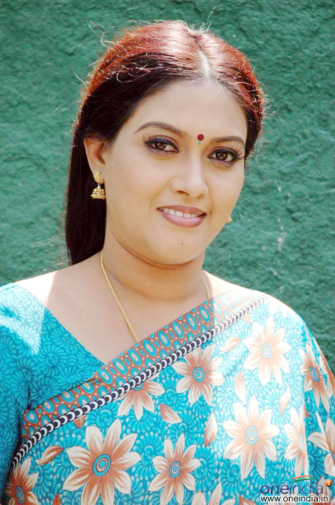 Kinnera Photos | Kinnera Latest HD Pics |Kinnera New Images - Filmibeat