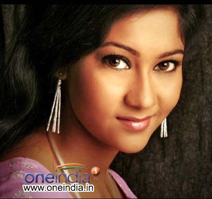 30+ Sinduri Photos: Find Latest HD Images, Pictures, Stills & Pics ...