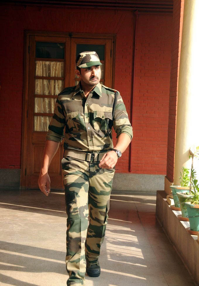 Nandha Photos: Find Latest HD Images, Pictures, Stills & Pics - Filmibeat