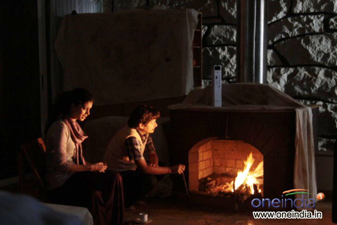 Yeh Faasley Movie Poster & Photos | Yeh Faasley Movie Location Pics ...