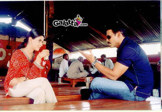 Gharshana Movie Poster & Photos | Gharshana Movie Location Pics ...