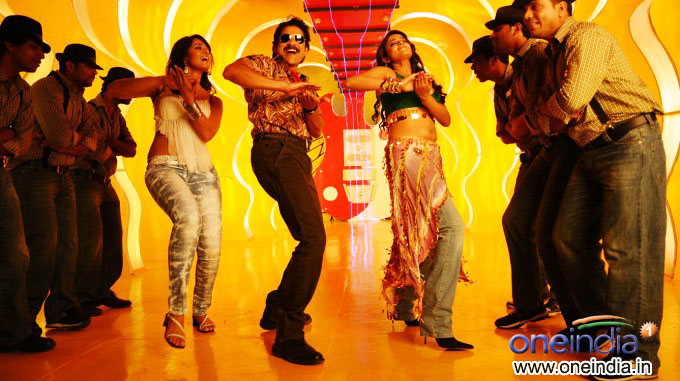 Ragada Movie Poster & Photos | Ragada Movie Location Pics | Ragada ...