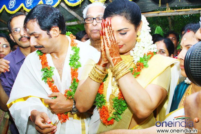 Sreevalsan and Shweta Menon Wedding - Filmibeat