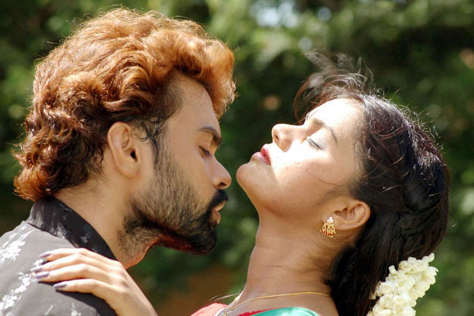Aaran Tamil Movie: Pooja, Shooting Stills, Location Photos & First Look ...