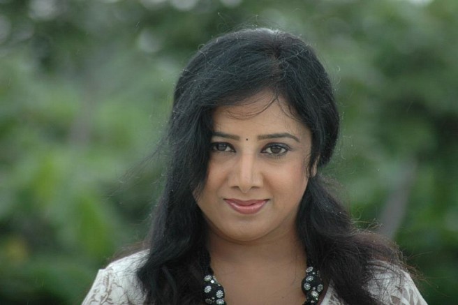 Nachiyapuram Tamil Movie: Pooja, Shooting Stills, Location Photos ...
