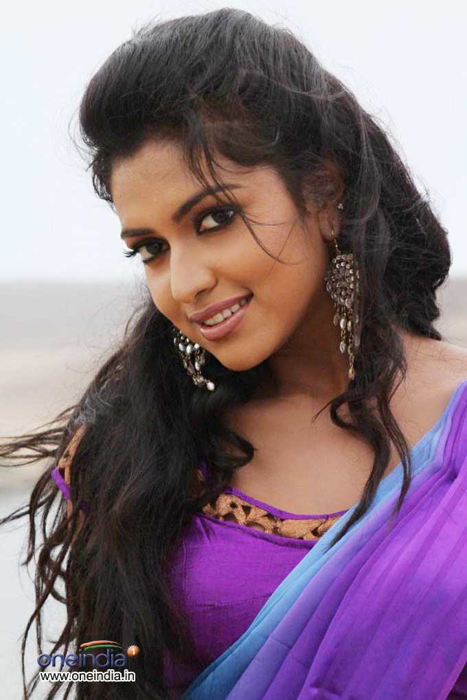 Bejawada Movie Poster & Photos | Bejawada Movie Location Pics ...