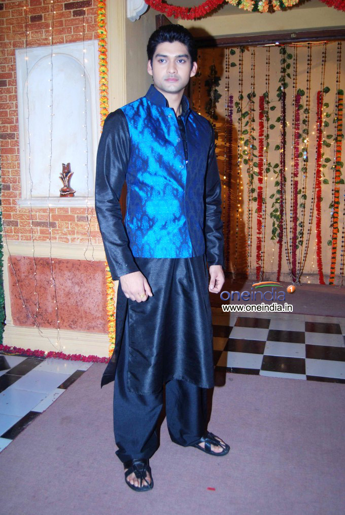 Sawaare Sabke Sapne Preeto - Filmibeat