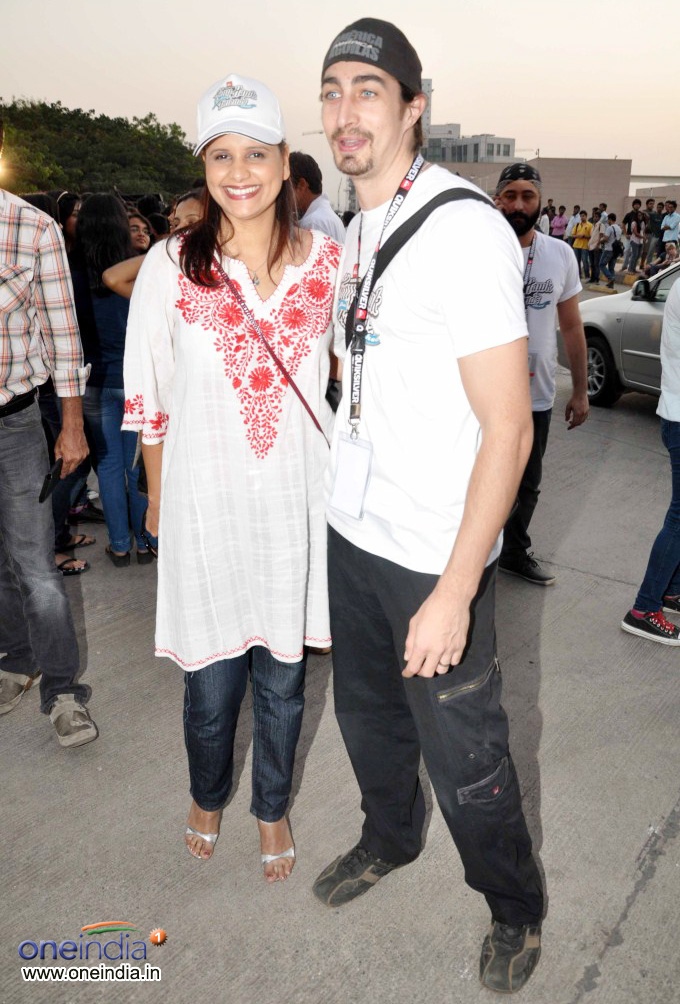 Tony Hawk Show - Filmibeat