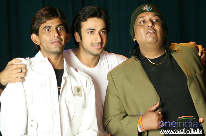 Meri Padosan Bollywood Movie: Pooja, Shooting Stills, Location Photos ...