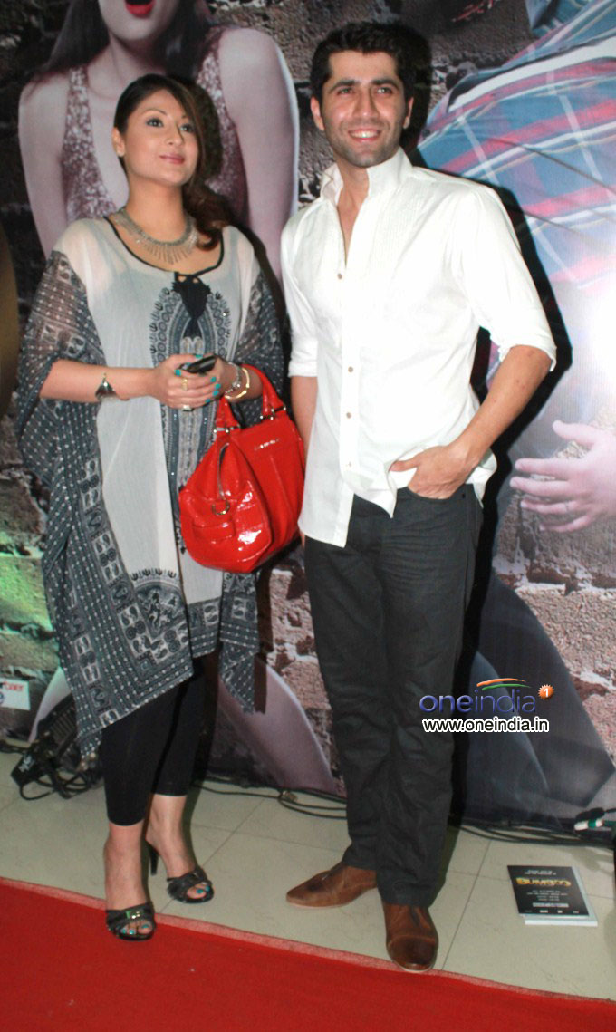 Bumboo Premiere Show - Filmibeat