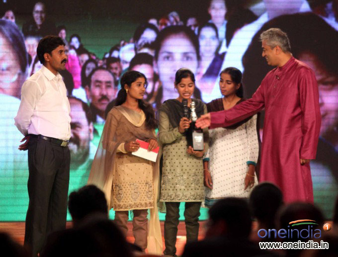CNN-IBN Real Heroes Awards 2012 - Filmibeat
