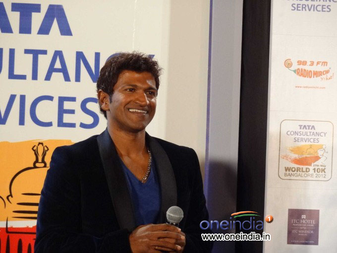 Puneeth Rajkumar at TCS World 10K Marathon - Filmibeat