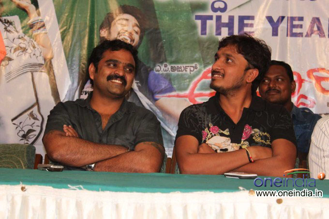 Addhuri Success Meet - Filmibeat