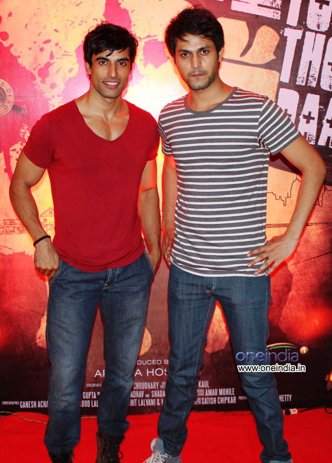 Jeena Hai Toh Thok Daal First Look Launch - Filmibeat
