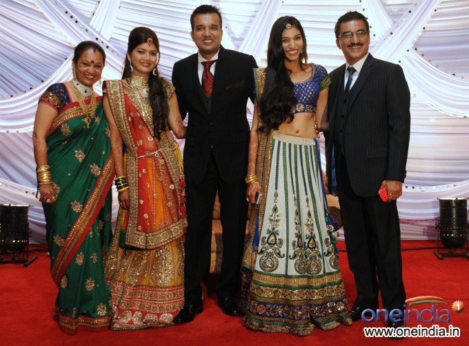 Suraj & Monali Godambe Wedding Reception - Filmibeat
