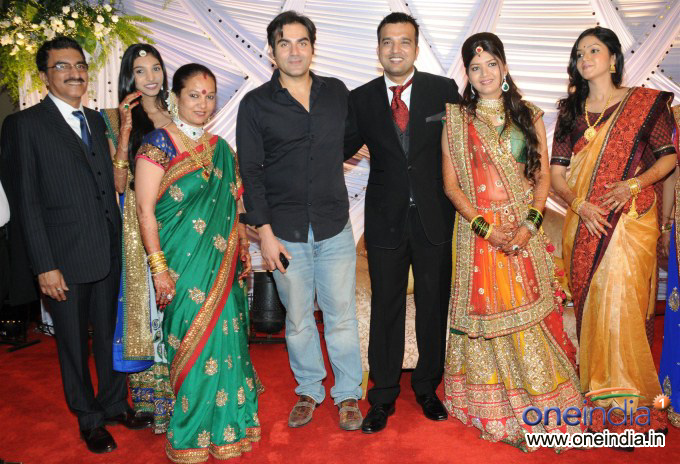 Suraj & Monali Godambe Wedding Reception - Filmibeat