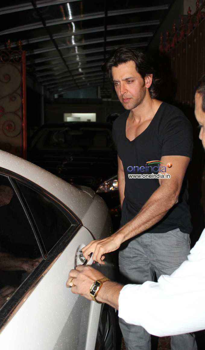Hrithik Roshan Visits Aditya Chopra Residence - Filmibeat