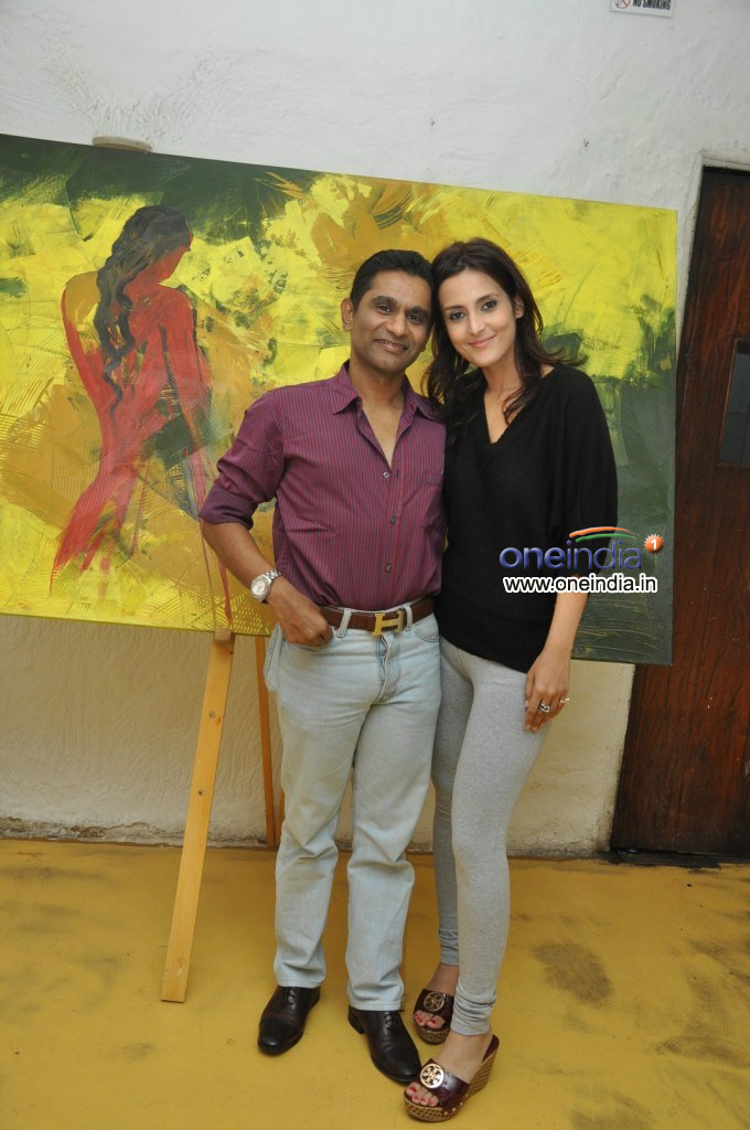 Rouble Nagi's Painting Exhibition - Filmibeat